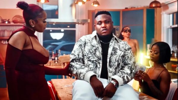 Watch Lariss' Hot New Music Video For New Single "Dale Papi (feat. K7 ...